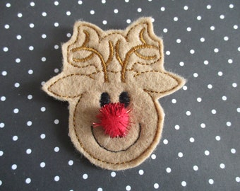 Reindeer pin | Etsy