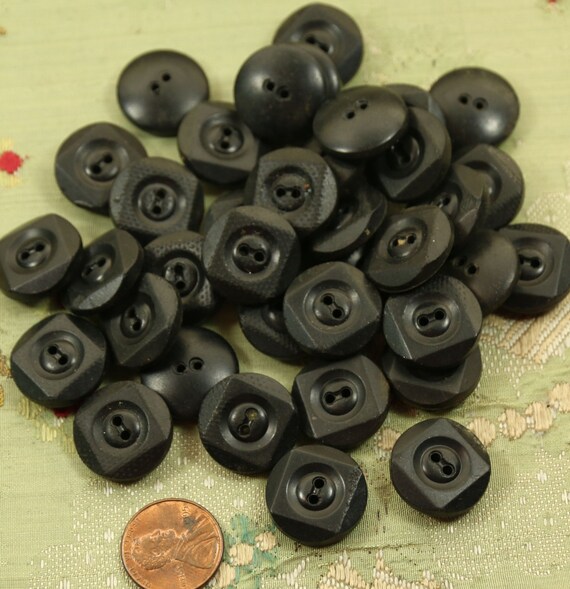 1930s vintage button lot hard rubber .75 fabulous 37