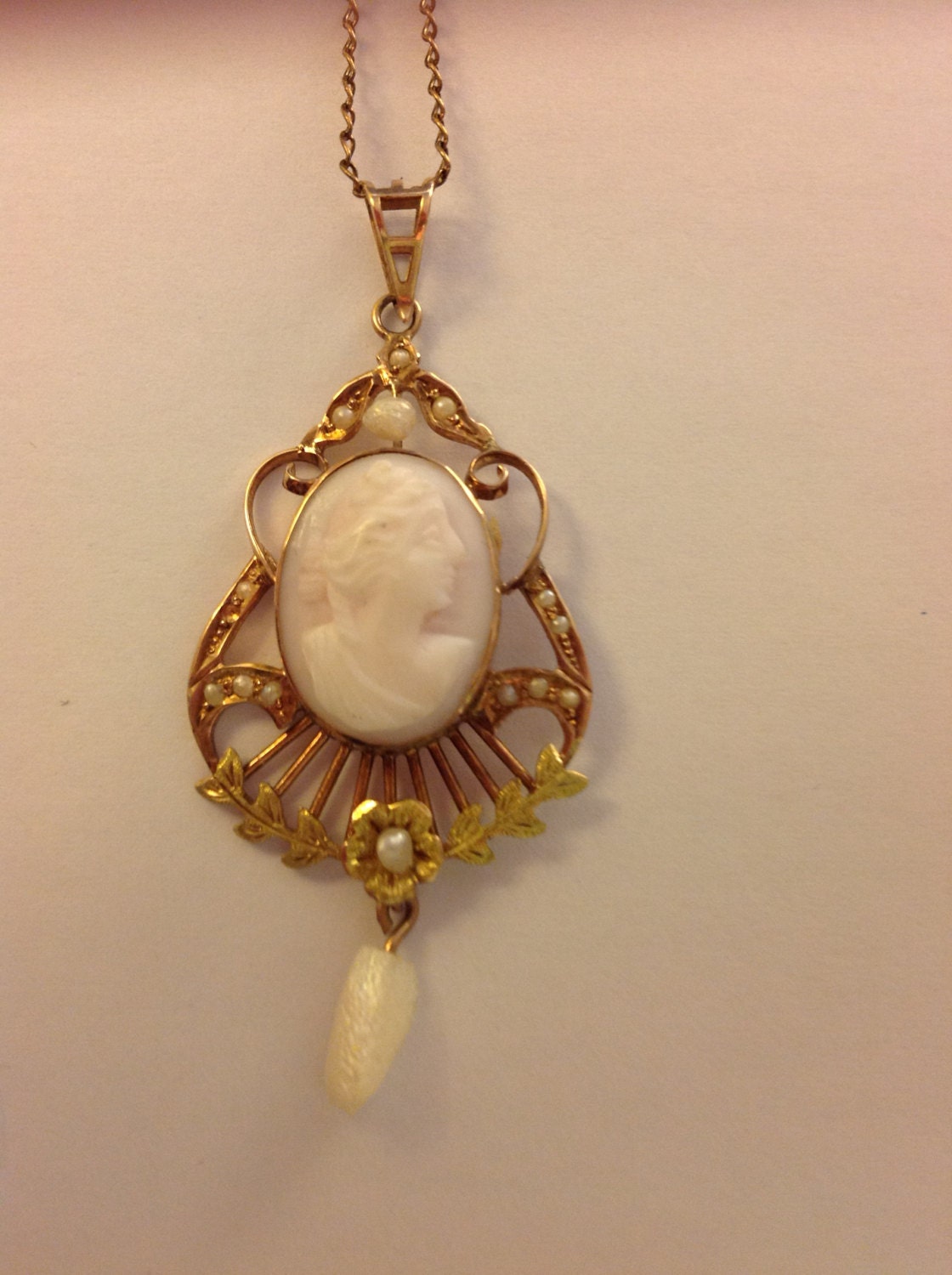 Lovely Vintage 10k Angel Skin Cameo Pendant – Haute Juice