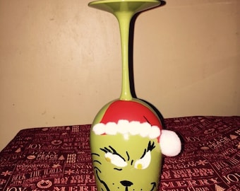 Grinch wine glass | Etsy