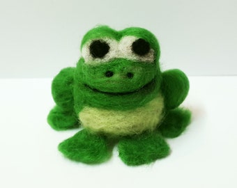 Needle felted frog | Etsy