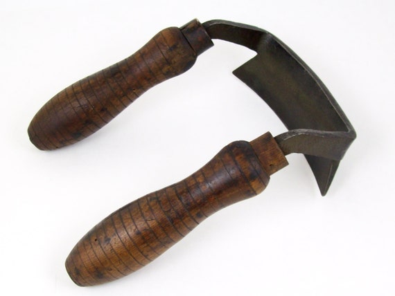 Antique Cooper's Scorp Double Handle D B & by PiecesFromThePast2