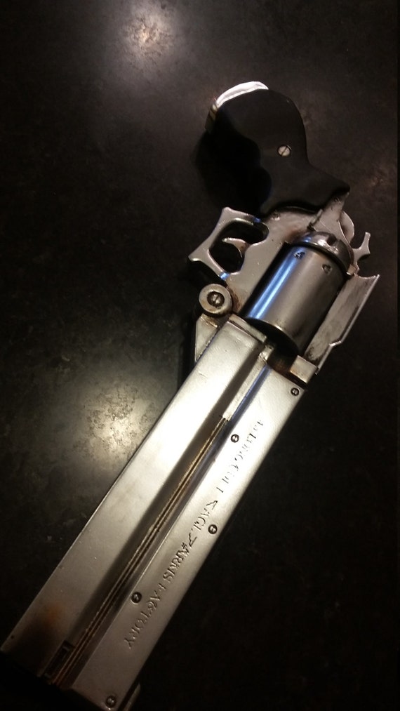 Vash the Stampede 3D printed revolver