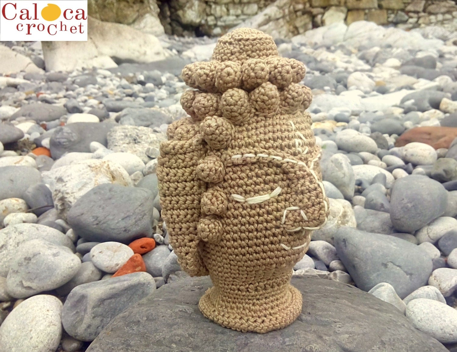 Pattern Buddha head amigurumi. By Caloca Crochet