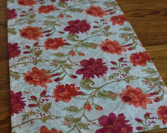 Items similar to Quilt kit Pre Cut Table Runner by ThriftyFabricsETC on Etsy