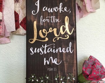 Items similar to So Many Books Hand Painted Sign on Etsy
