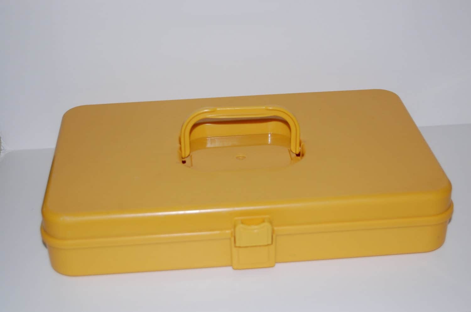 Vintage Yellow Thread Box ~ Thread Caddy ~ Thread Sewing Box – Haute Juice