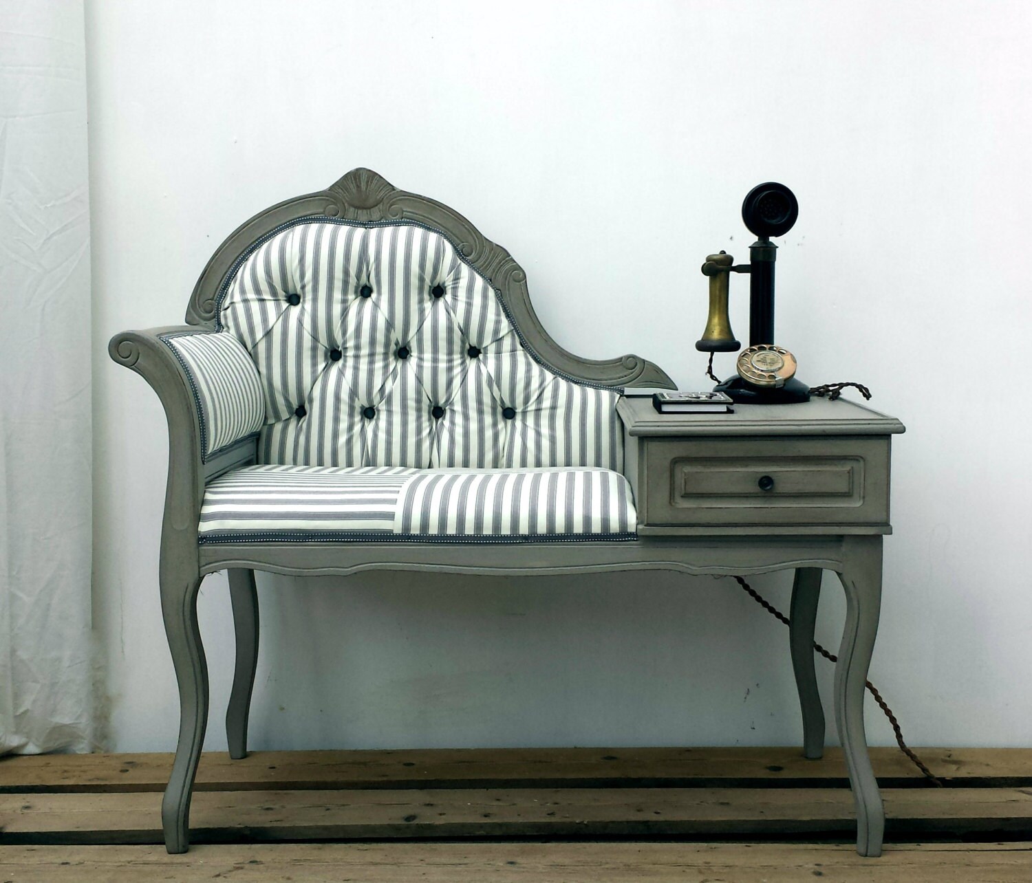 Vintage Telephone Hallway Window Seat – Haute Juice