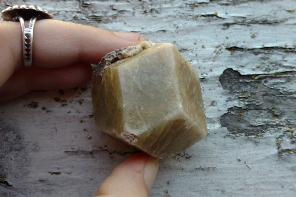 Giant Green Grossular Garnet from Mali Africa 71.4 grams