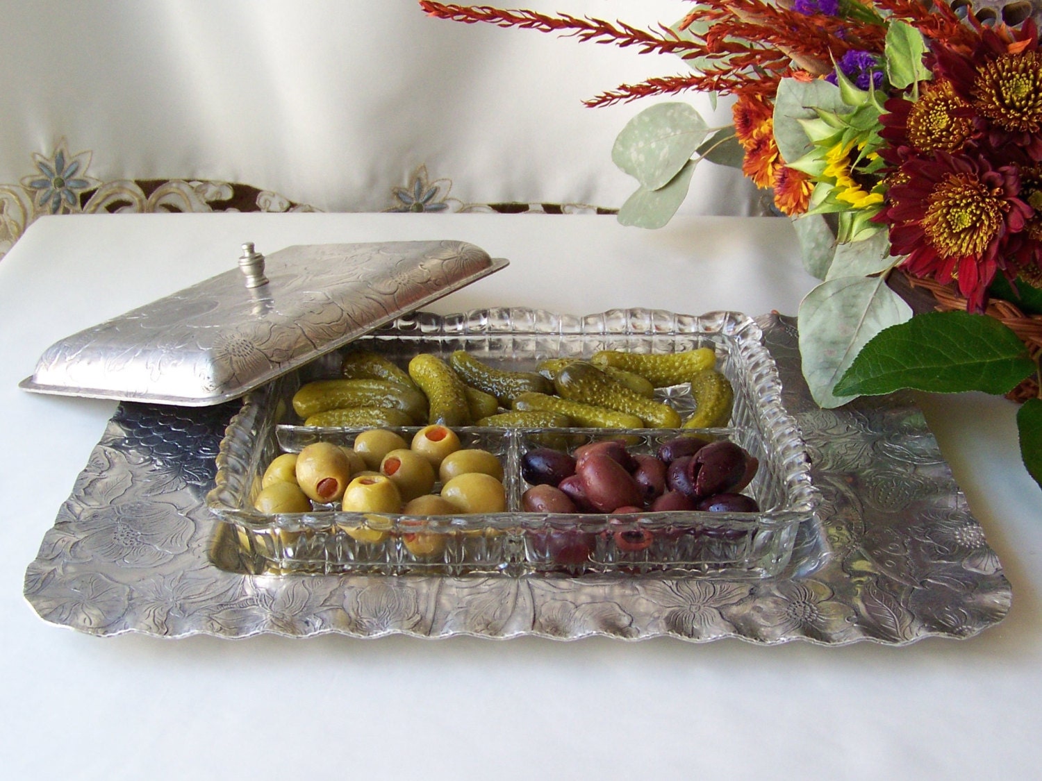 Vintage Aluminum Serving Dish Hammered Aluminum Serving Tray Divided ...