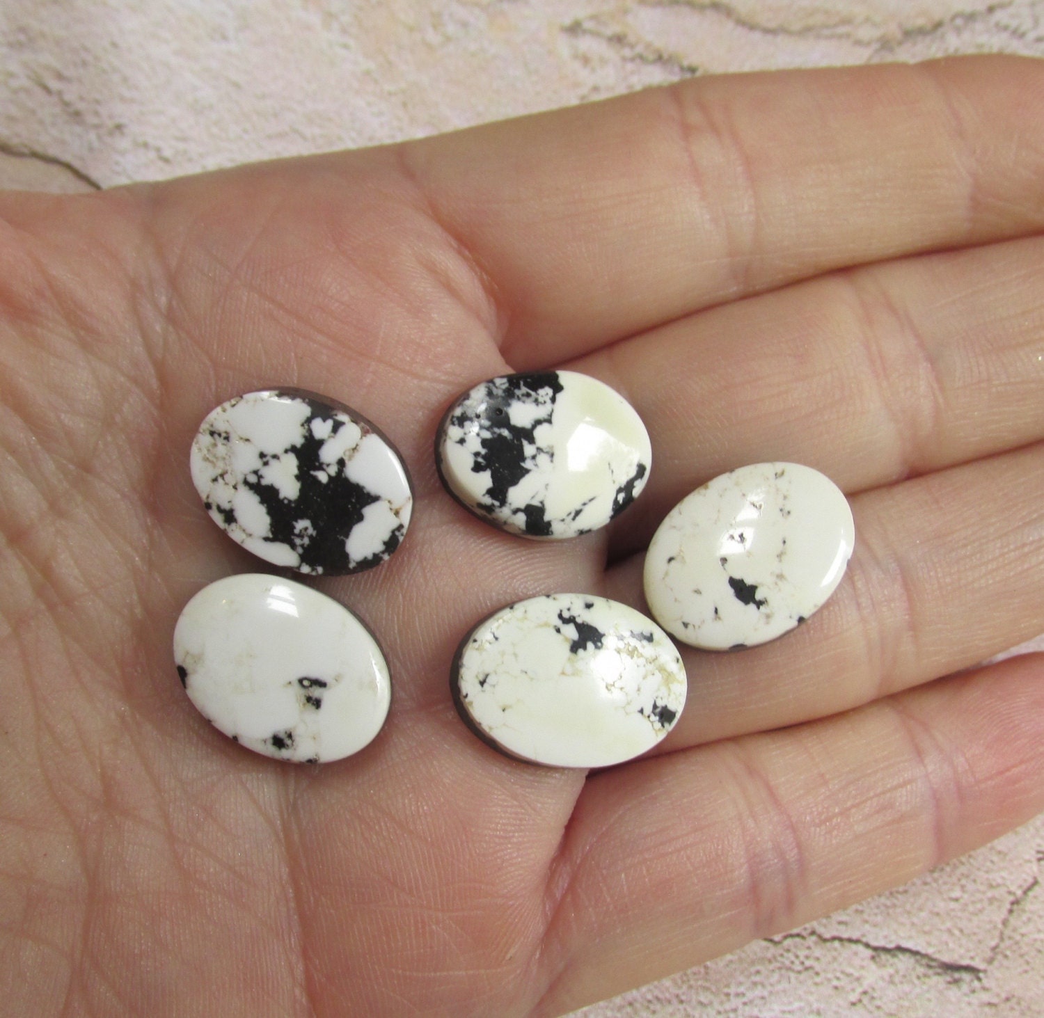 Rare Natural White Buffalo Turquoise Cabochon QTY1 From Dry