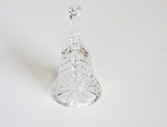 Lead Crystal Bell Hand Cut Glass Ringing Handbell with Star