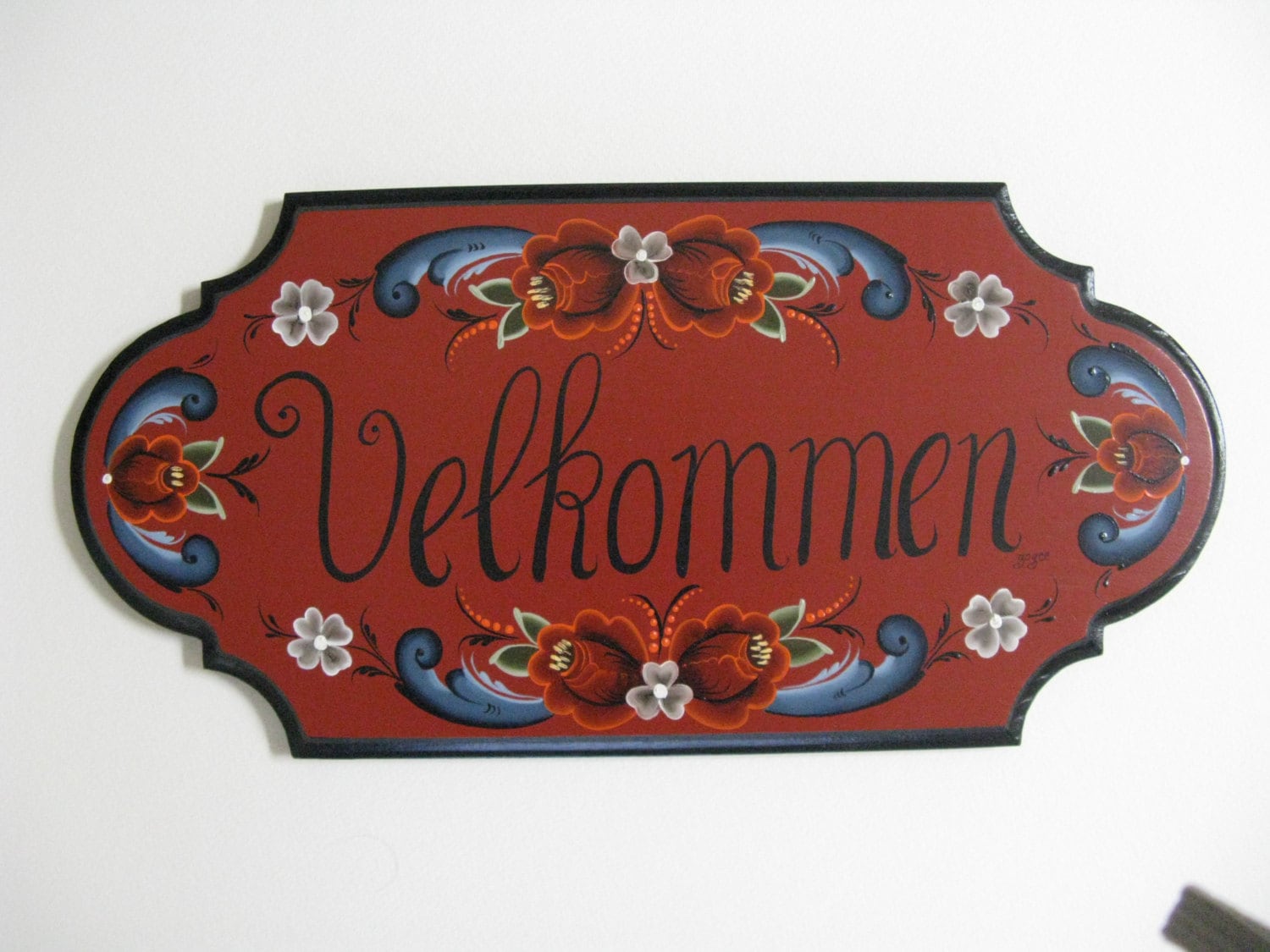 Norwegian Rosemaling Velkommen sign