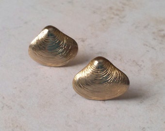 Gold shell earrings | Etsy