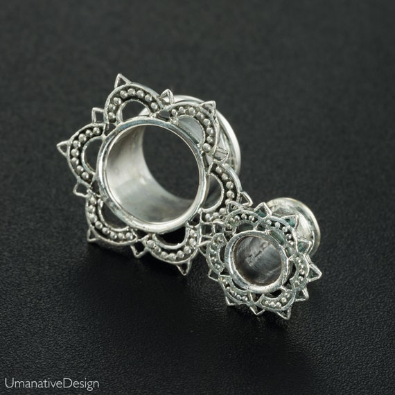 Ear tunnels Sterling silver. 00g tunnels. plugs silver. women