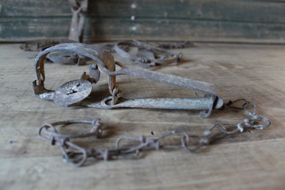 Vintage small game traps ... set of 4