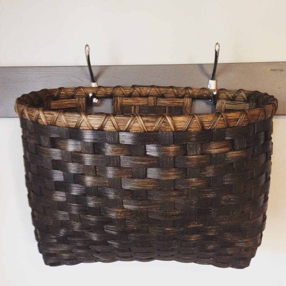 Peg Mail Basket