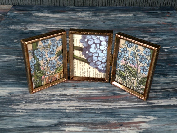 Trifold Wallet Size Picture Frame/ Spring Summer Blue Floral
