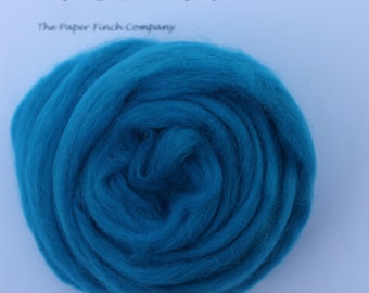 Unique peacock blue yarn related items | Etsy