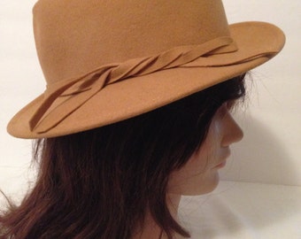 Betmar Hat Company of New York Chelton Wool by Sunshineoftreasures