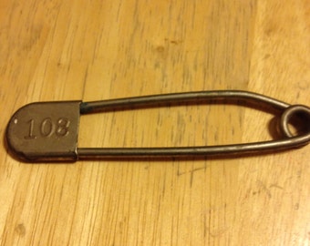 Military laundry pin | Etsy