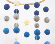 Articles uniques correspondant à felt ball mobile | Etsy