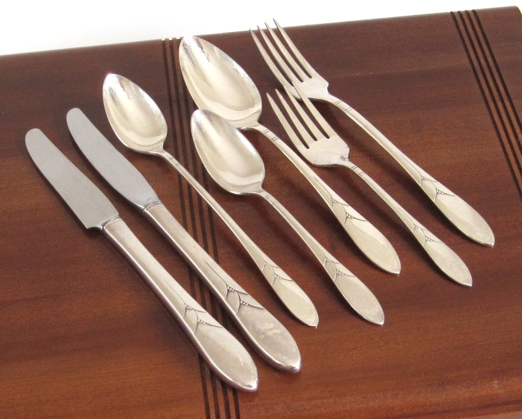 Complete Silverware Set Oneida Community Silver Lady Hamilton