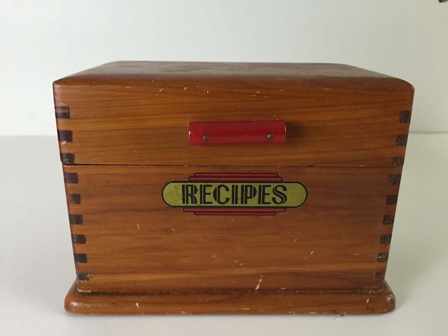 Vintage Cedar Box Recipe File Box Wooden File Card Storage Box – Haute ...