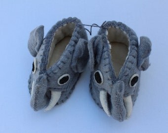 Felt baby shoes | Etsy