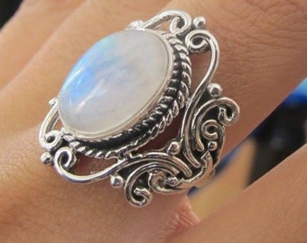 Moonstone ring | Etsy