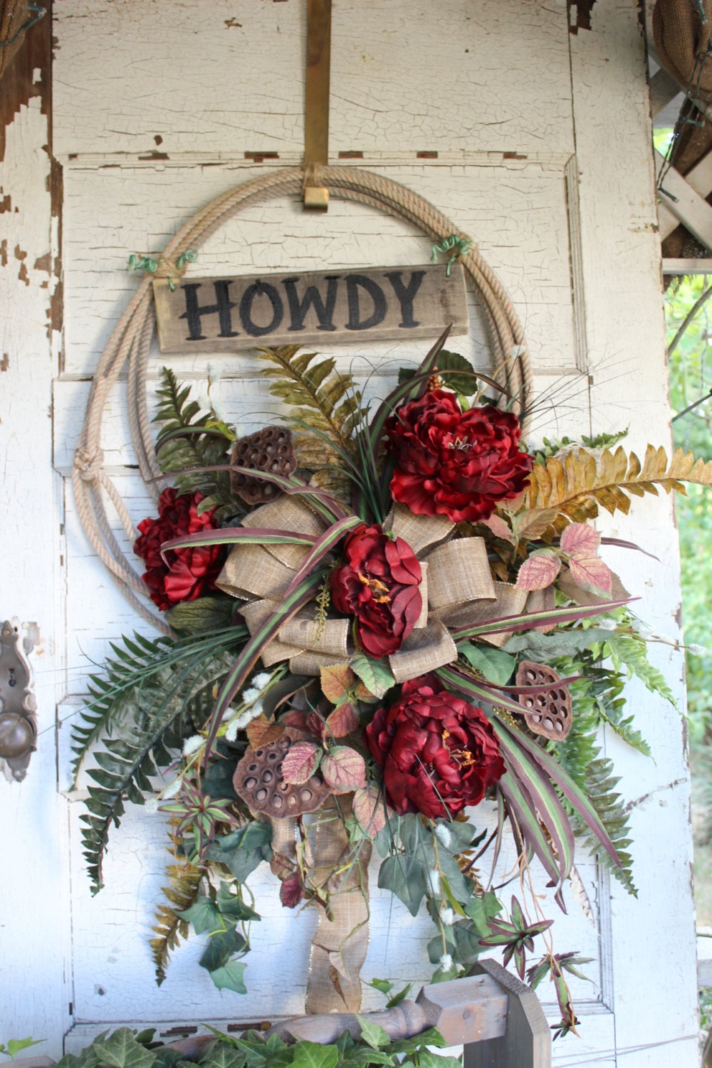 Howdy Western Rope Wreath with Burgundy Red Flowers / Rustic