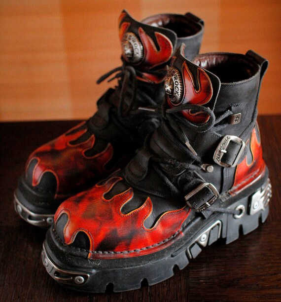 New Rock platform FLAME Reactor boots GOTH moto