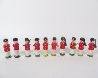 Vintage toy soldiers | Etsy
