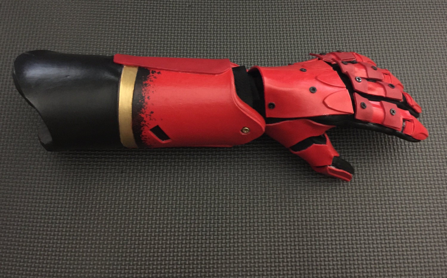 Metal Gear Solid V: Wearable Venom Snake's Bionic Arm