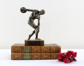 Discus thrower | Etsy