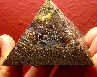 custom handcrafted bio-electric Orgone by TheOrgonizedEarth