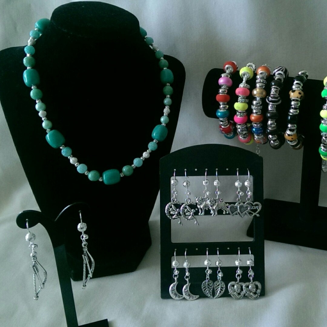 Hand Crafted Designs by CLASSYBEADTIQUE on Etsy