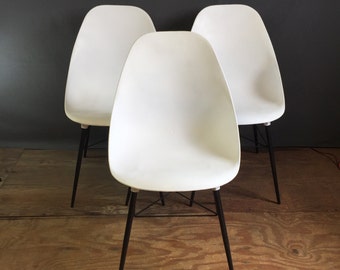 Plastic chair | Etsy