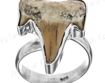 Shark tooth ring | Etsy