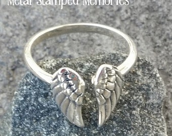 Angel wings ring | Etsy