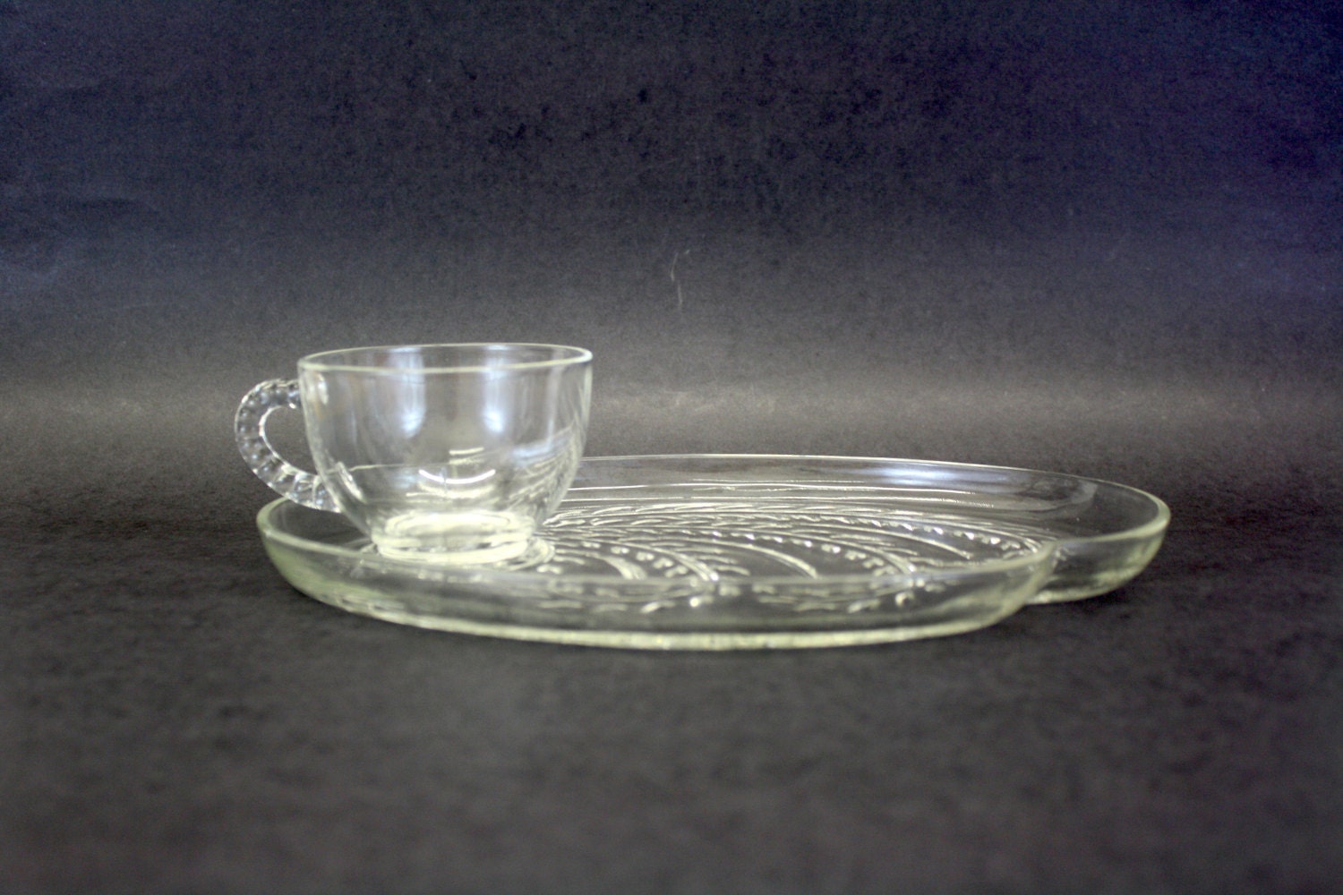 Vintage Federal Glass Co. Glass Hospitality Set w/Stem & Leaf