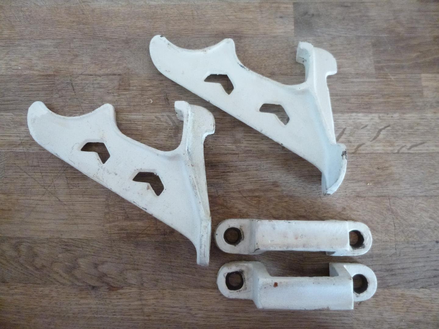 Industrial Loft Antique Hooks and Brackets for Wall Mounted Radiators ...