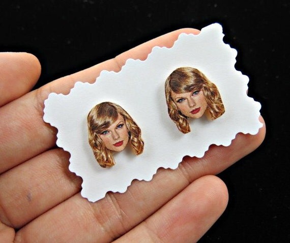 Taylor swift earrings Taylor swift studs by CleopatraCandy