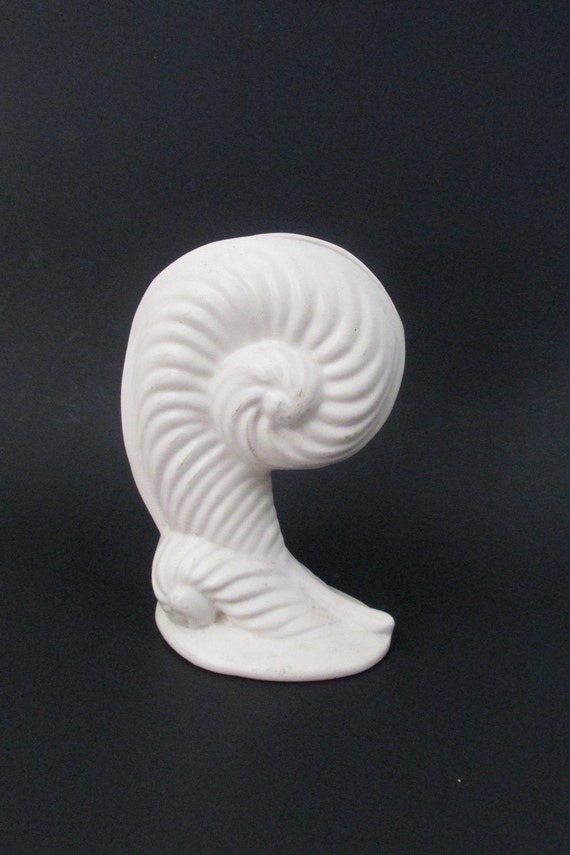 Vintage Haeger Pottery Shell Vase / Matte White Nautilus Shell