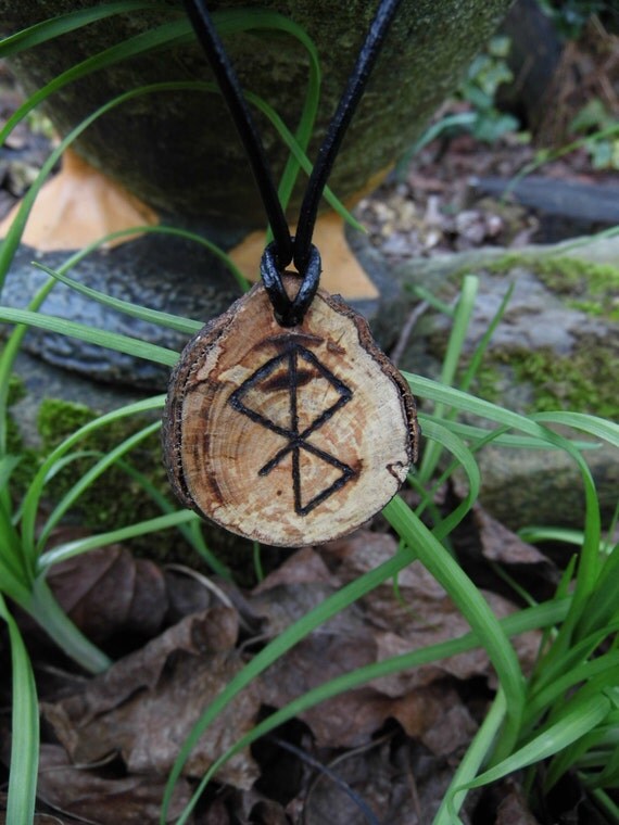 Nordic Peace rune necklace