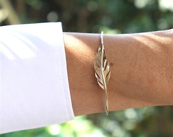Feather bangle | Etsy