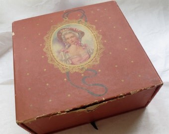 Vintage candy box | Etsy