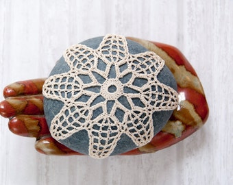 Crochet Stone Pattern DIY Lace Stone Cover Pattern Rock