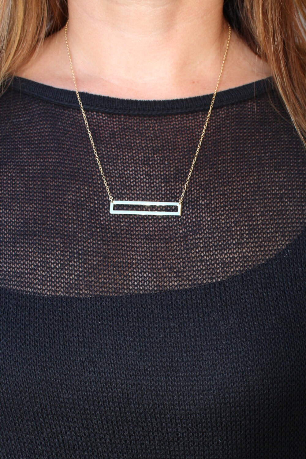 Rectangle Outline Necklace / Modern Geometric Necklace / Gold