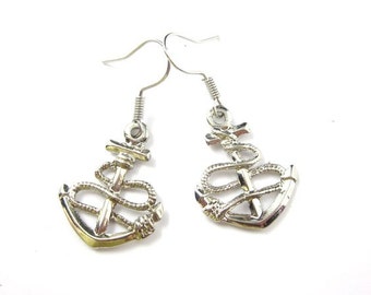 Anchor earrings | Etsy